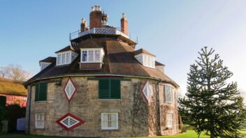 Exploring the Historic Houses of Devon: A Guide to the Region's Best ...